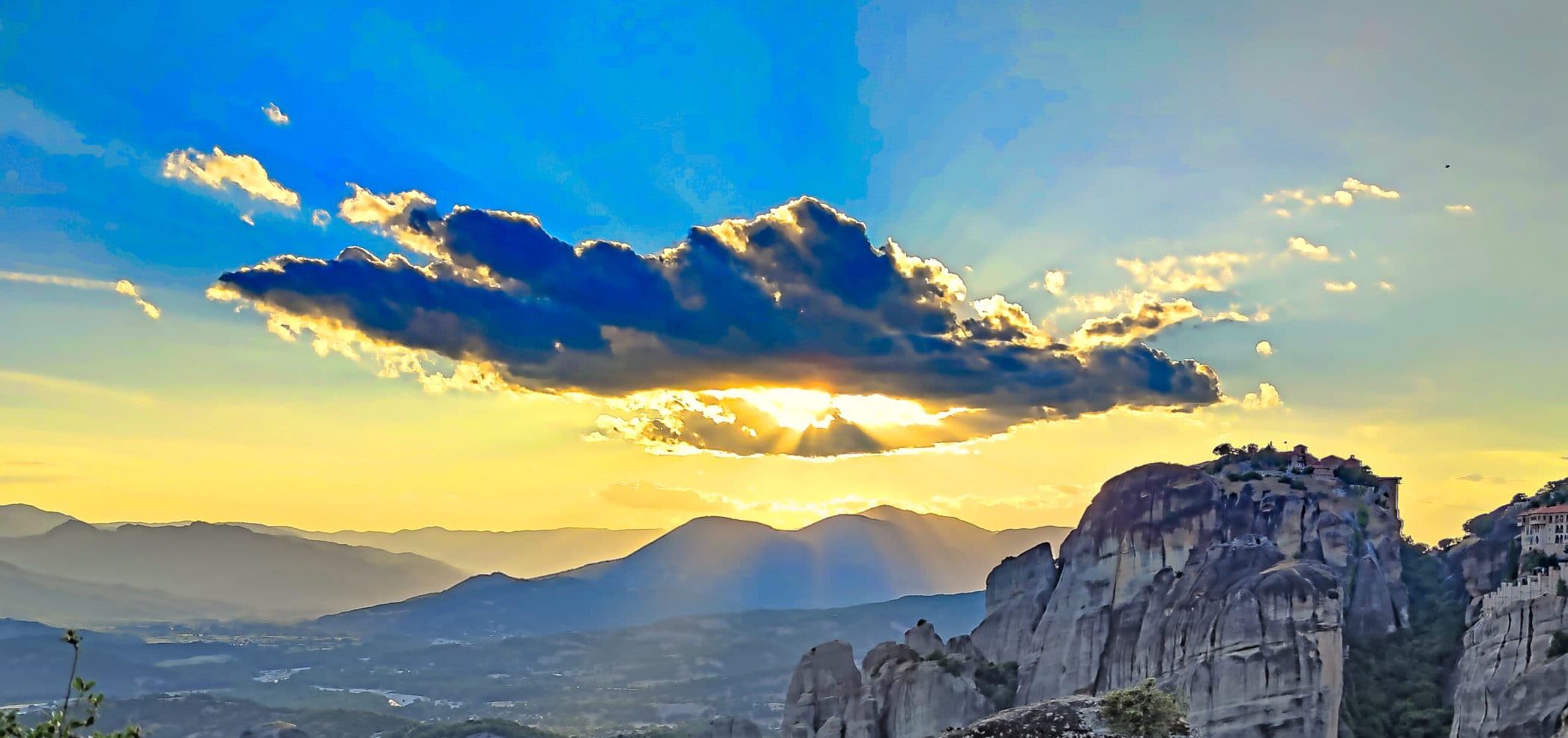Discover the Beauty of Meteora Monasteries: A Road Trip from Athens ...
